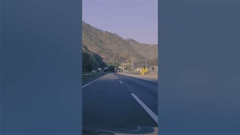 고향집 고속도로를 달리며엄마를 만나고 나의 집으로 가는길은 항상 아쉬움으로 남아있다 영원히 남을 후회 Youtube