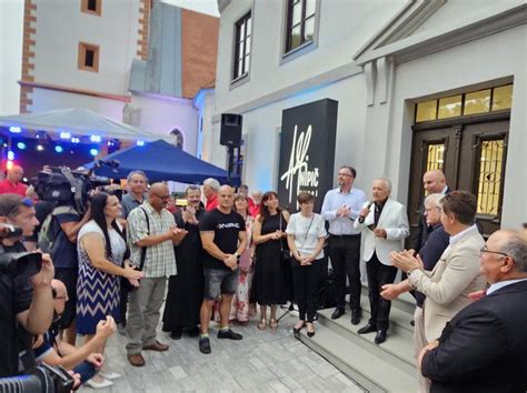 Alfi Nipič Je V Kraju Kjer živi že Skoraj 50 Let Dobil Svoj Muzej Video