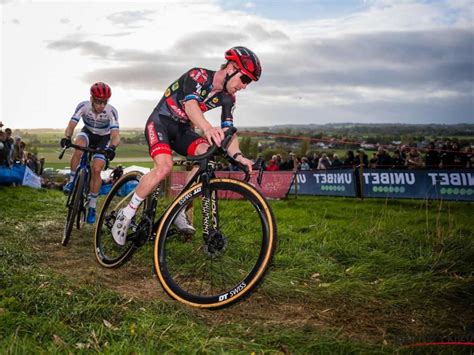 Manager Vertelt Het Grote Geheim Van Eli Iserbyt Om Te Blijven Gaan Redactie24