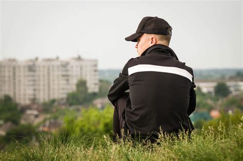 Артем Пивоваров опублікував архівне фото Вовчанська зараз місто зруйноване вщент Читайте на