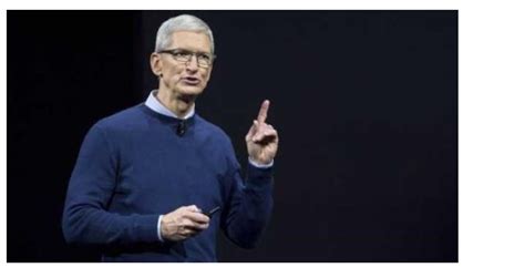 Cook Apple Wont Get User Data Dont Make Money With User Data