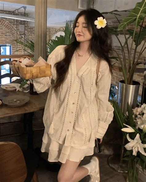 무료당일출고 뉴럴 펀칭 보헤미안 태슬 V넥 버튼 벌룬 소매 긴팔 남방 셔츠 A라인 캉캉 플레어 미니 스커트 가을 유니크 투피스