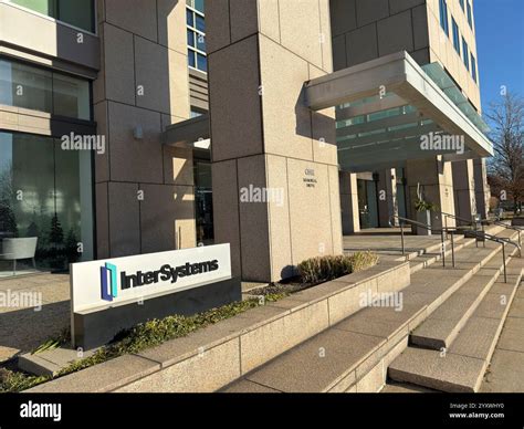 Intersystems Building Exterior With Company Sign And Logo Cambridge Massachusetts Usa Stock
