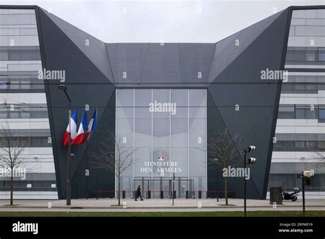 Ministere Des Armees Hi Res Stock Photography And Images Alamy