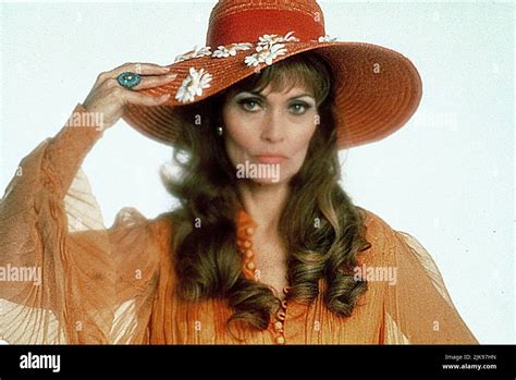 Joanna Lumley Television Absolutely Fabulous Season 1 Tv Serie