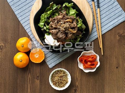 한식 한국음식불고기 소불고기 전통음식 한국전통음식 사진이미지일러스트캘리그라피 Jameshan3035작가