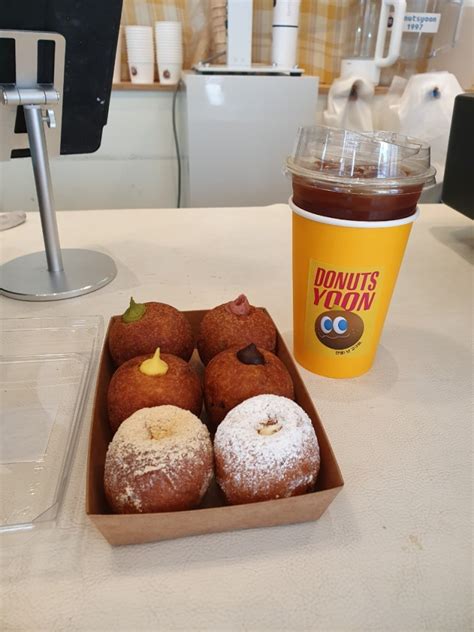 도너츠윤 크림이 채워진 맛난 찹쌀 도넛이 있는 대부도 카페 네이버 블로그