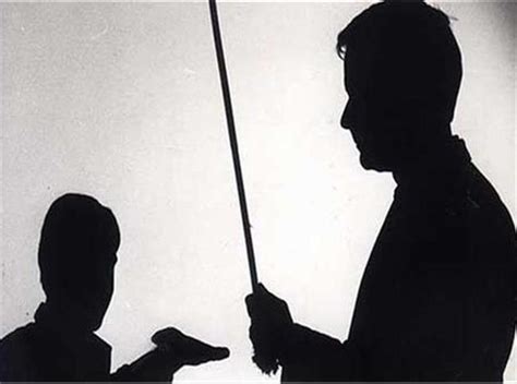 پشت پرده تنبیه بدنی دانش آموز شیرازی در مدرسه عکس بخار مگ