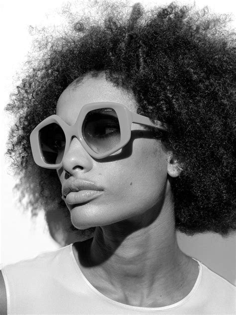 Lapima Stella Solid Black Sunglasses
