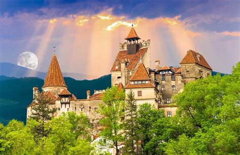 Castelul Bran Informatii Utile Despre Faimosul Castel Al Lui Dracula