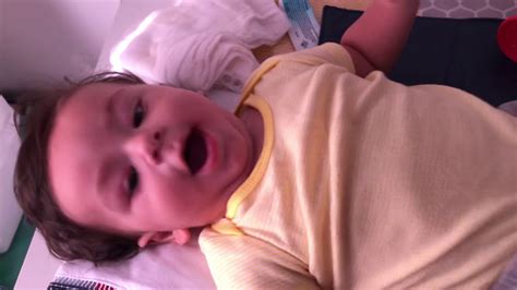 Vamos Trocar A Fralda Youtube