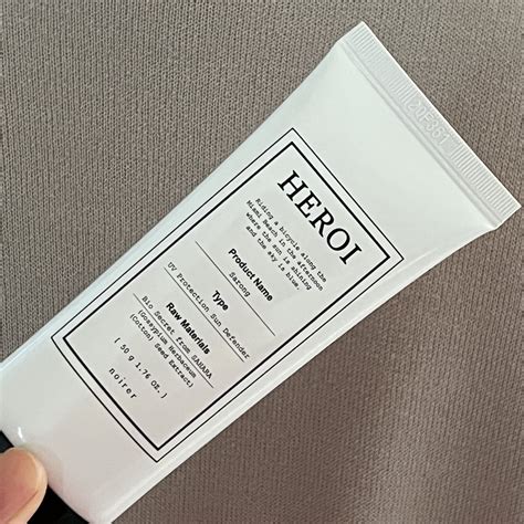 파데에 있는 자외선차단 믿고 선크림 안발랐다가 어느순간 잡티보고 놀래서 선크림을 다시 쓰게