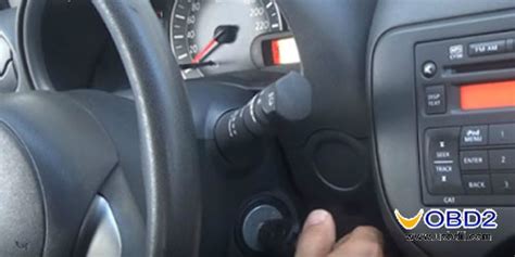 using mini nd900 key programmer copy nissan march 46 chip uobdii