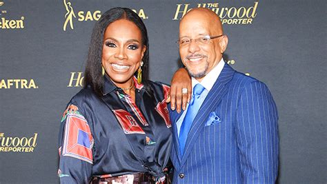 Sheryl Lee Ralphs Husband Vincent Hughes Everything To Know Hollywood Life