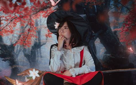 Which Games Did Lilypichu Stream On Twitch In 2021