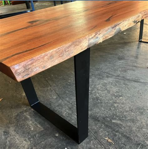 Red Cedar Dining Table Project