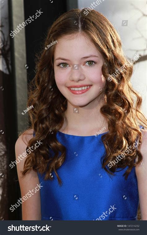 Mackenzie Foy Conjuring Los Angeles Premiere Stock Photo Shutterstock