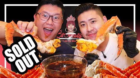 Seafood Boil with Bloveslife's Smackalicious Sauce - Mukbang - YouTube