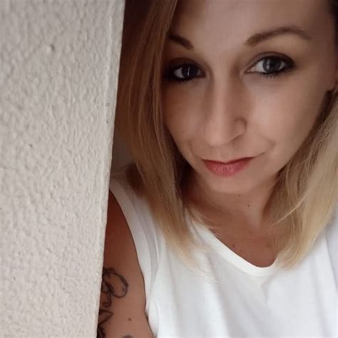 Alessandra Alice Aliceinmymind • Threads Say More