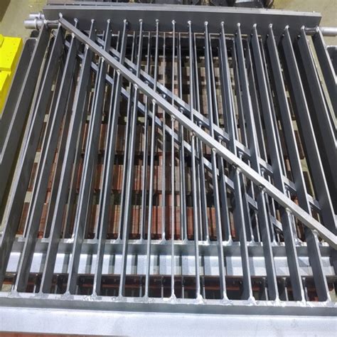 건설장비부품 건설장비부품 피에이치산업