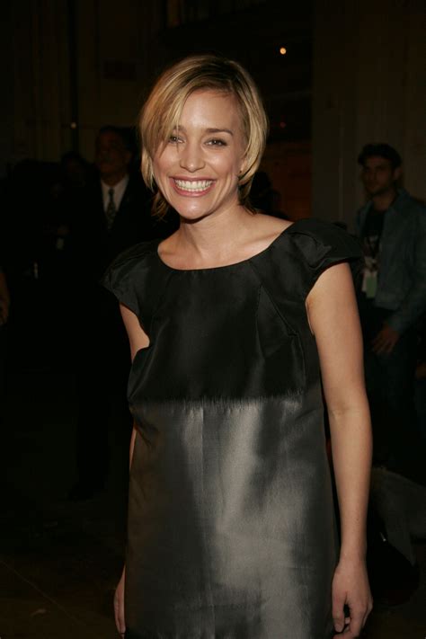 How Tall Is Piper Perabo Piper Perabo Leann Rhimes