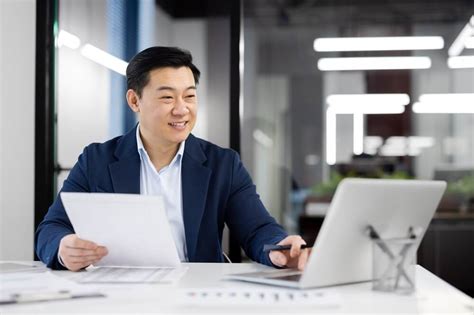 Finance Career Paths Exploring Specialization And Opportunities