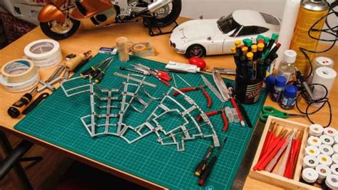 Scale Modeling Desk Automotive News