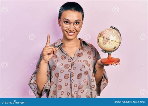 Smallest Face In The World