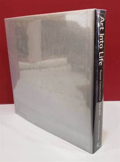 Art Into Life Russian Constructivism 1914 1932 Stephen Bann