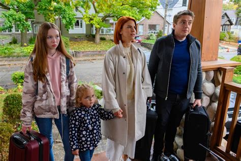 Workin Moms Review A Solid But Not Spectacular Outing