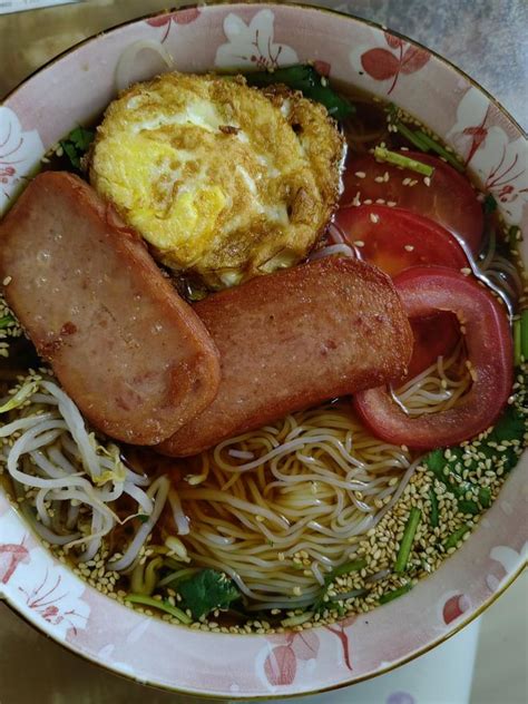 【酸甜口冷面的做法步骤图，酸甜口冷面怎么做好吃】哦哩給下厨房