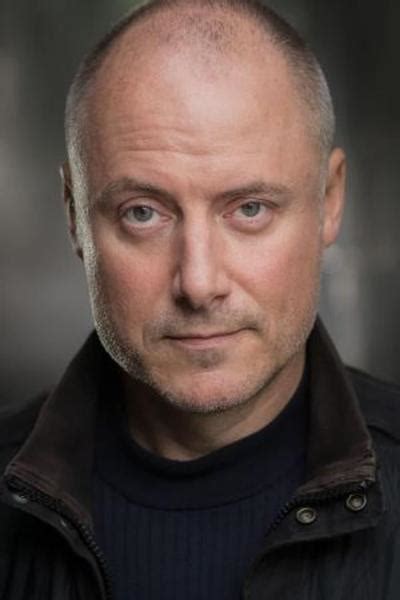 Robert Harrison About Entertainmentie