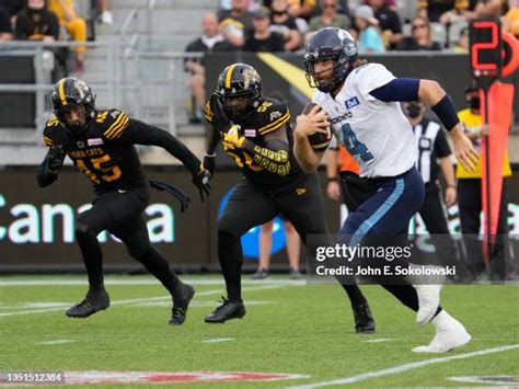 Jagared Davis Photos And Premium High Res Pictures Getty Images