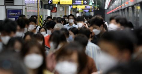 4단계 연장 바뀐 결혼식 방역수칙 친족 관계없이 49인 허용