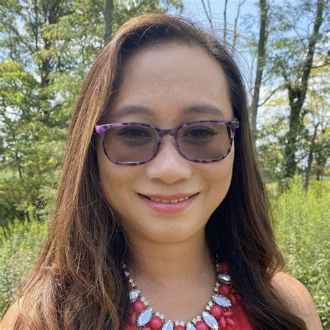 Diana Webb Lisw S Counselor Fluent In Spanish And Chinese