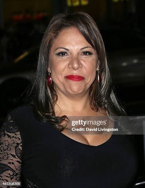 Sophia Santi Pictures Photos And Premium High Res Pictures Getty Images