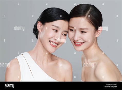 Elegant Mother Hi Res Stock Photography And Images Alamy