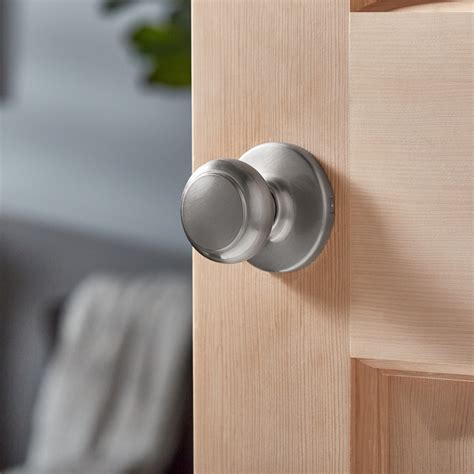 Kwikset Cove Satin Nickel Interior Or Hall Closet Passage Door Knob 1