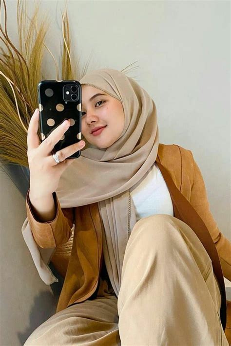 Foto Ukhti Manis Sekali Menawan Cocok Untuk Wallpaper Android Iphone Hijaber Collection