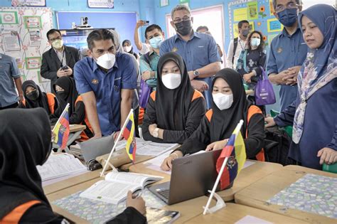 Pelajar Teruja Lebih Fokus Ikuti Pdp Konsep Digital Kosmo Digital