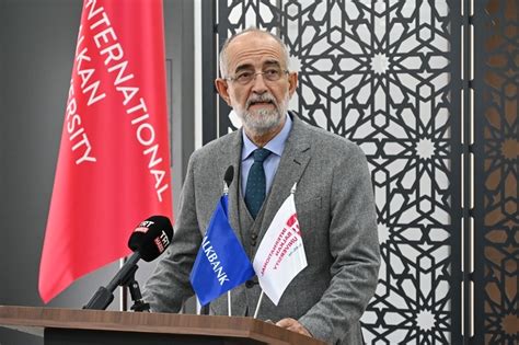 ИБУ ја отвори најсовремената библиотека Ibu Halkbank Library Споменик на знаењето и академската