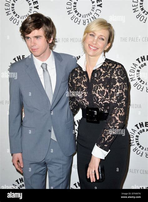 Freddie Highmore 2022 Girlfriend