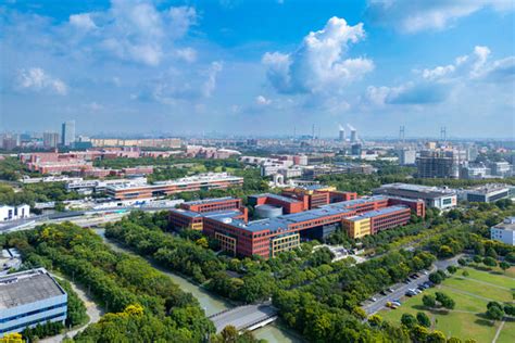 上海交通大学图片素材 上海交通大学设计素材 上海交通大学摄影作品 上海交通大学源文件下载 上海交通大学图片素材下载 上海交通大学背景素材 上海交通大学模板下载 搜索中心