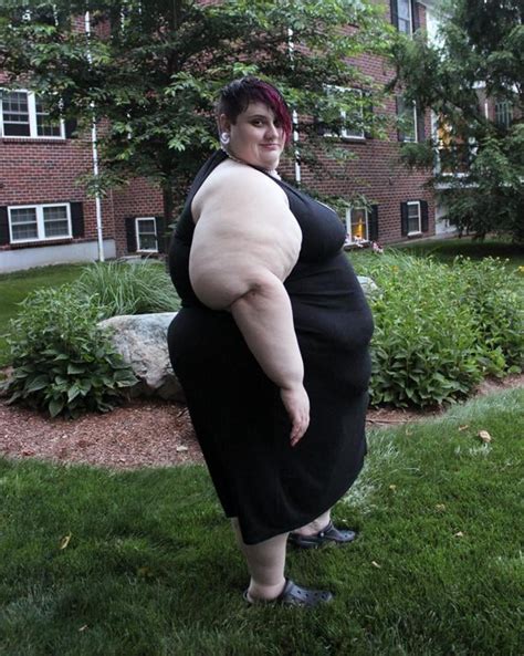 Xujitas Arms Are Big Rbbwwithfatarms