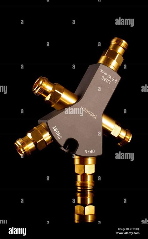 Professional Radio Frequency Electronics Vector Network Analyzer