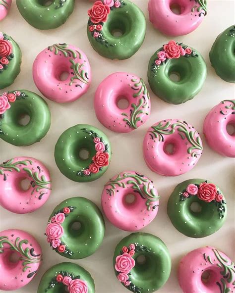 Pin On Donas Delicious Donuts Mini Donuts Fancy Donuts