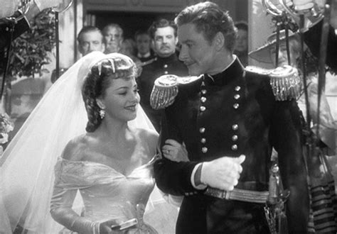 Olivia De Havilland And Errol Flynn Errol Flynn Classic Film Stars