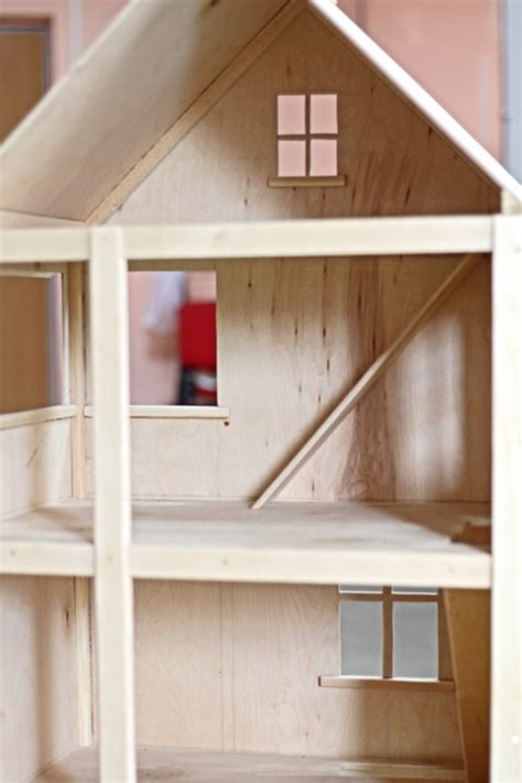 Выставляем на продажу кукольный домик ручной работы в единственном экземпляре Домик можно