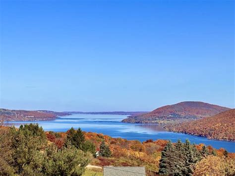 Best Places To See Fall Foliage In The Finger Lakes Adventures In New