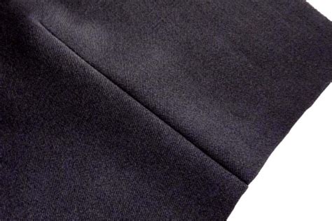 HOW TO SEW A DART AND REDUCE DART BULK Inseam Studios